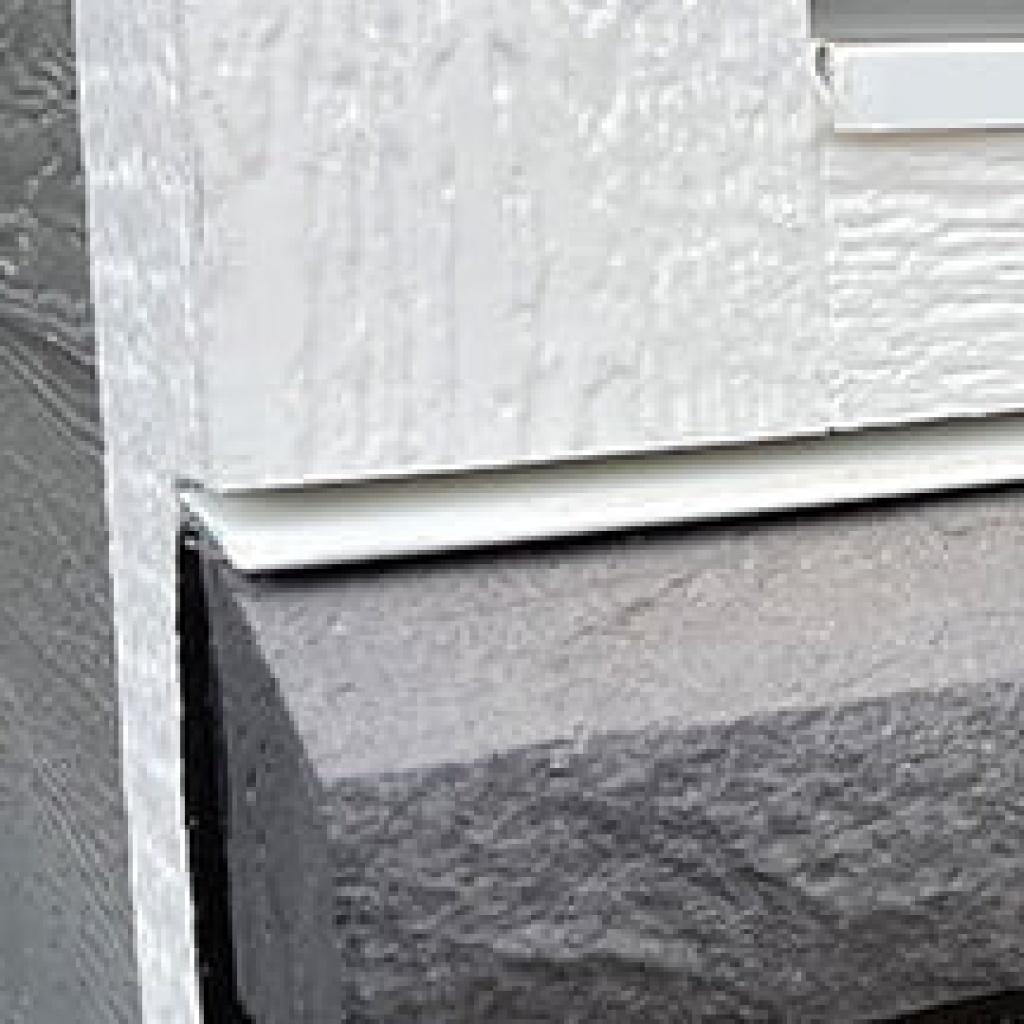 Installer Advantages - Diamond Kote® Siding System