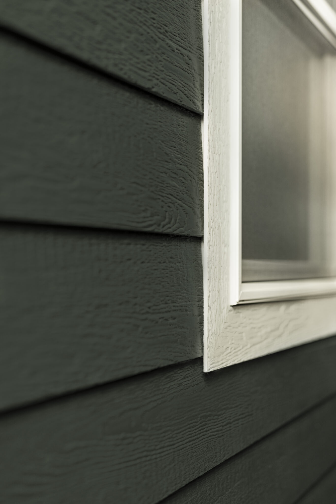 Caulkless Trim for a Flawless Finish - Diamond Kote® Siding System